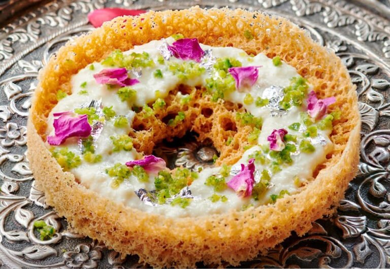 Mawa Ghevar Recipe - Vegandietfood.com